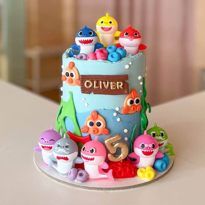 Baby shark birthday cake